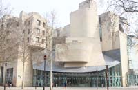 American Center rue de Bercy architecte Frank O. Ghery