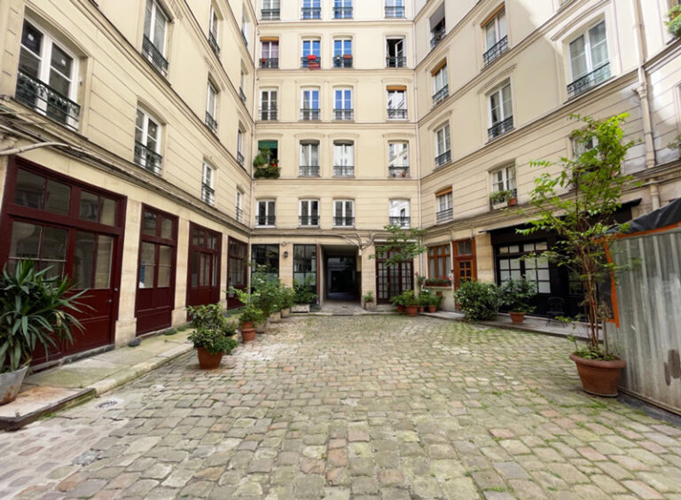 Cité Noël 22 rue Rambuteau Paris 3