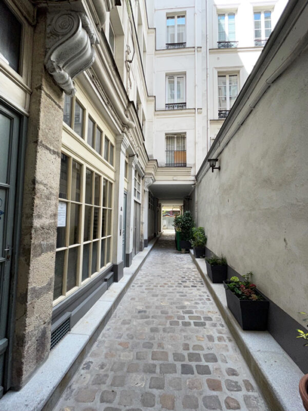 Cité Noël 22 rue Rambuteau Paris 3