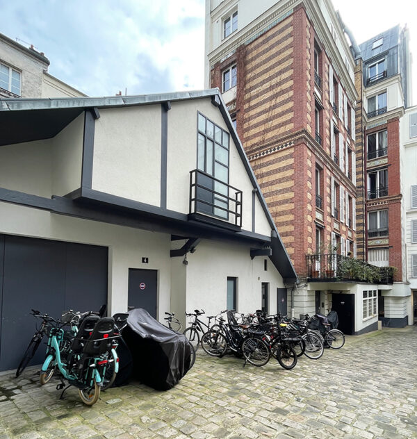 cité Yves Klein 102 bd de Clichy Paris 18